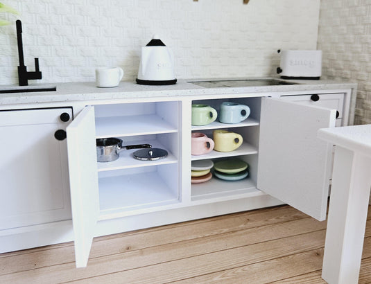 Pretty Miniatures | Handcrafted 1:12 Scale Dolls’ House Treasures ...